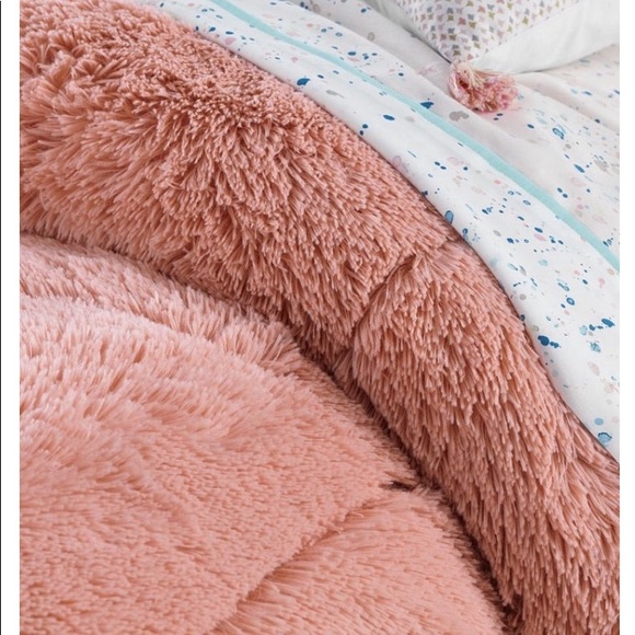 Martha Stewart | Bedding | Martha Stewart Whim Shag Comforter Bed Set ...
